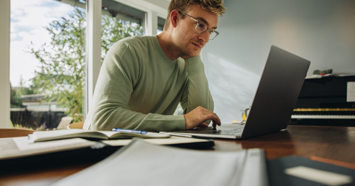 Become an online language teacher at Full Marks | Full Marks